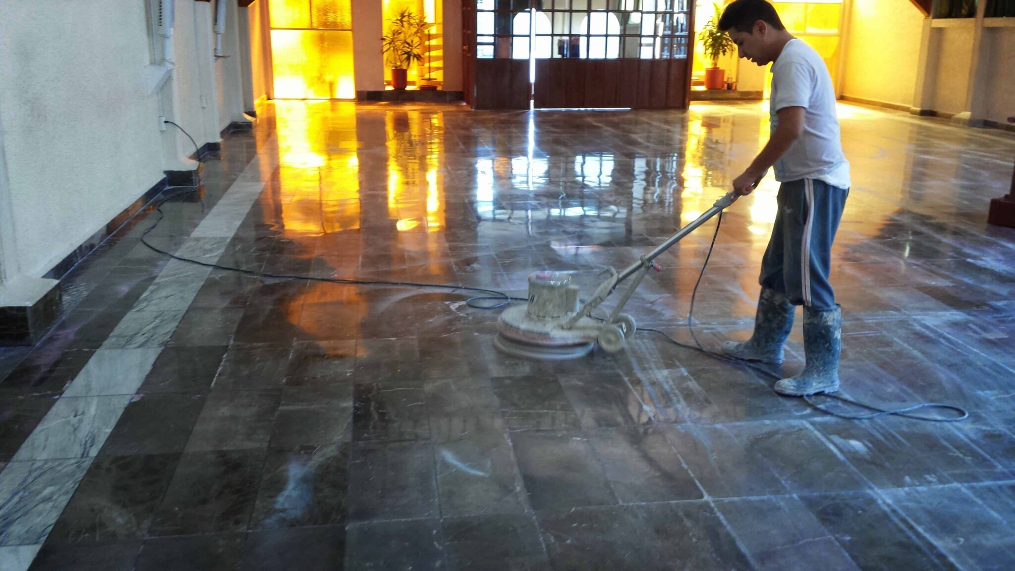¿Cómo Pulir Pisos de Mármol, Granito y Terrazo? | Lavalimp